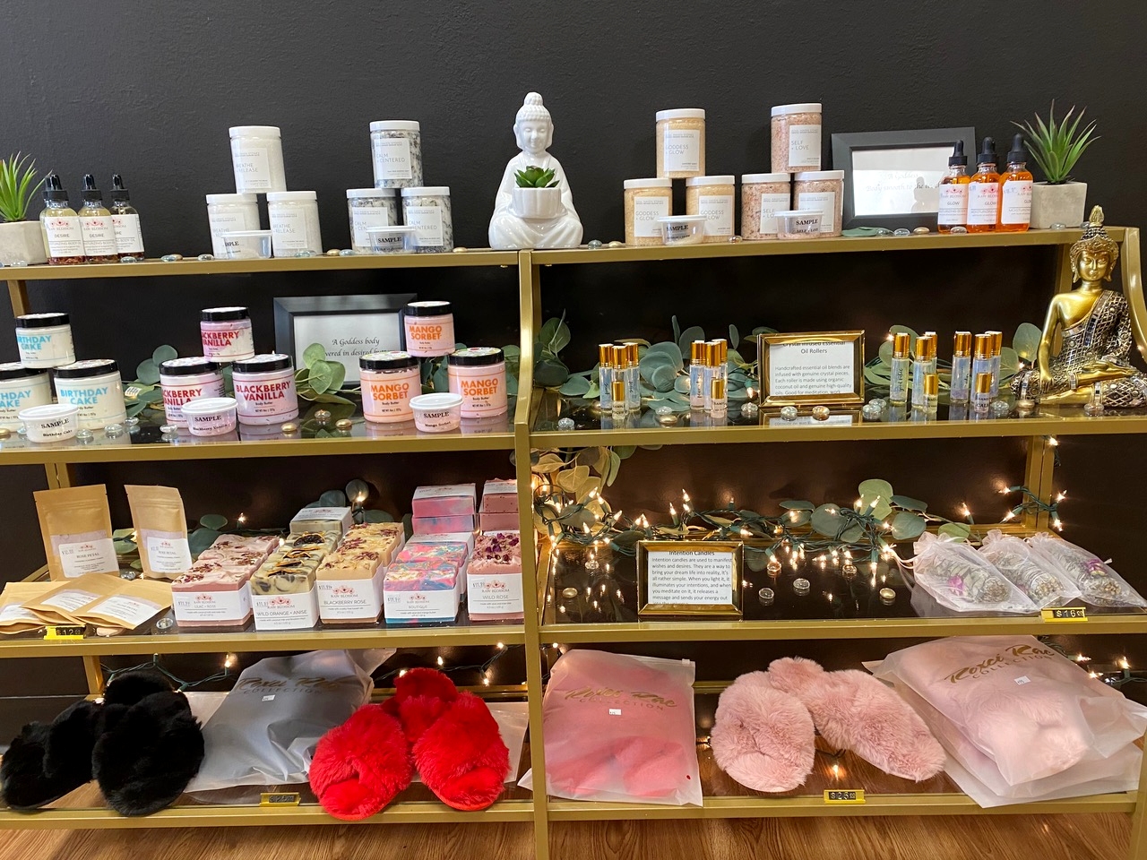 ‘When a woman changes her hair, she’s about to change her life.’ Roxci ...