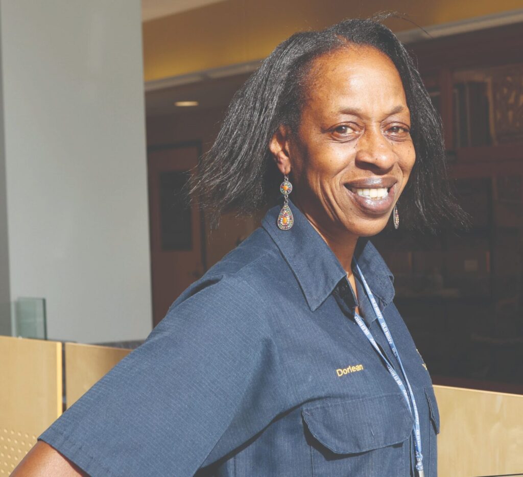 Dorlean Bell honored with Beloit College’s top mentoring prize | Madison365